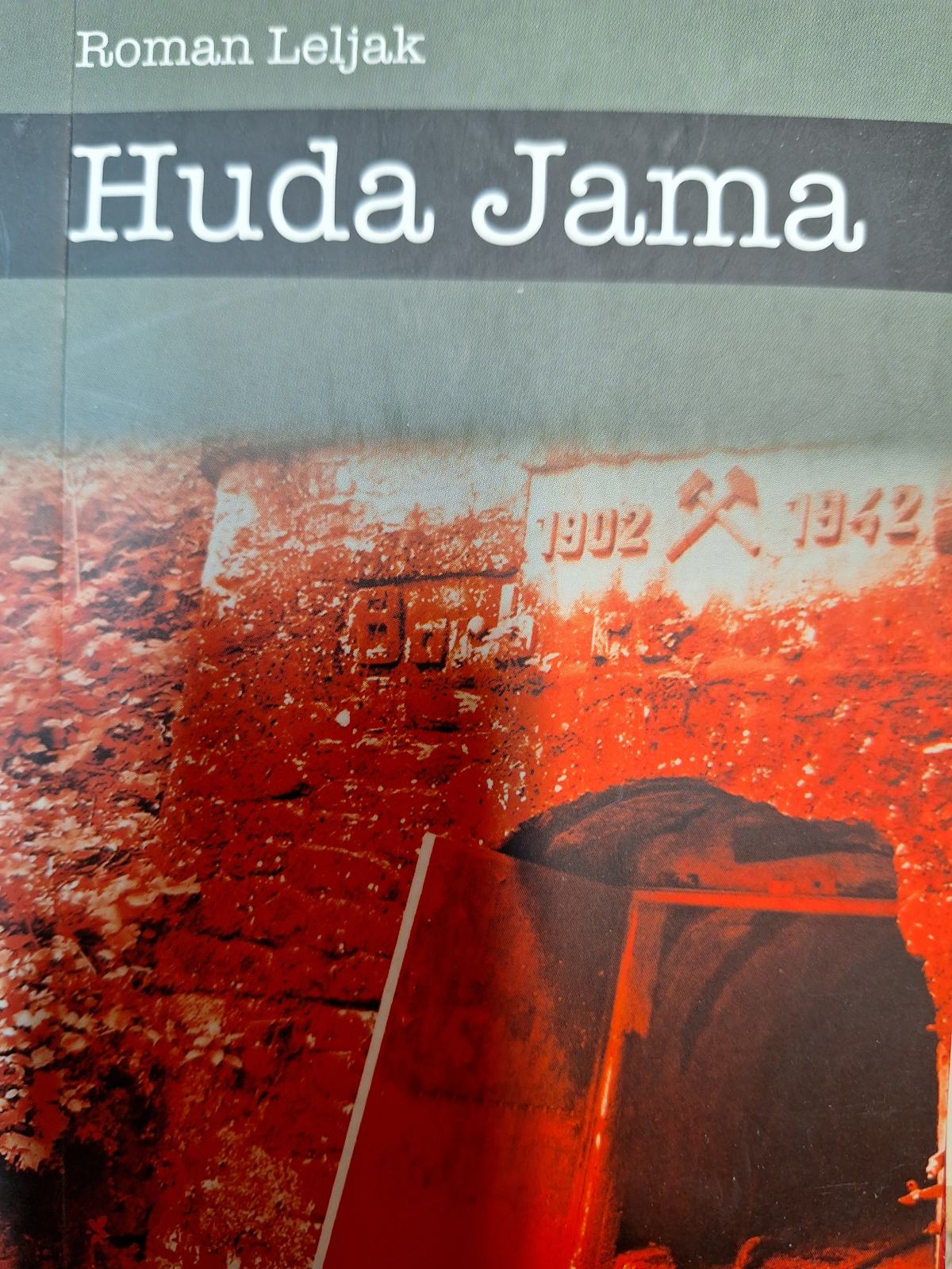ROMAN LELJAK HUDA JAMA
