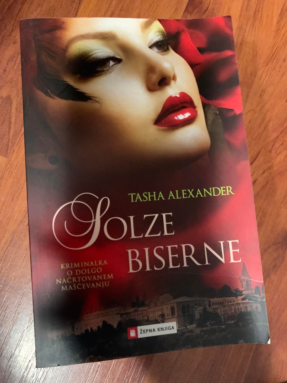 SOLZE BISERNE by Tasha Alexander
