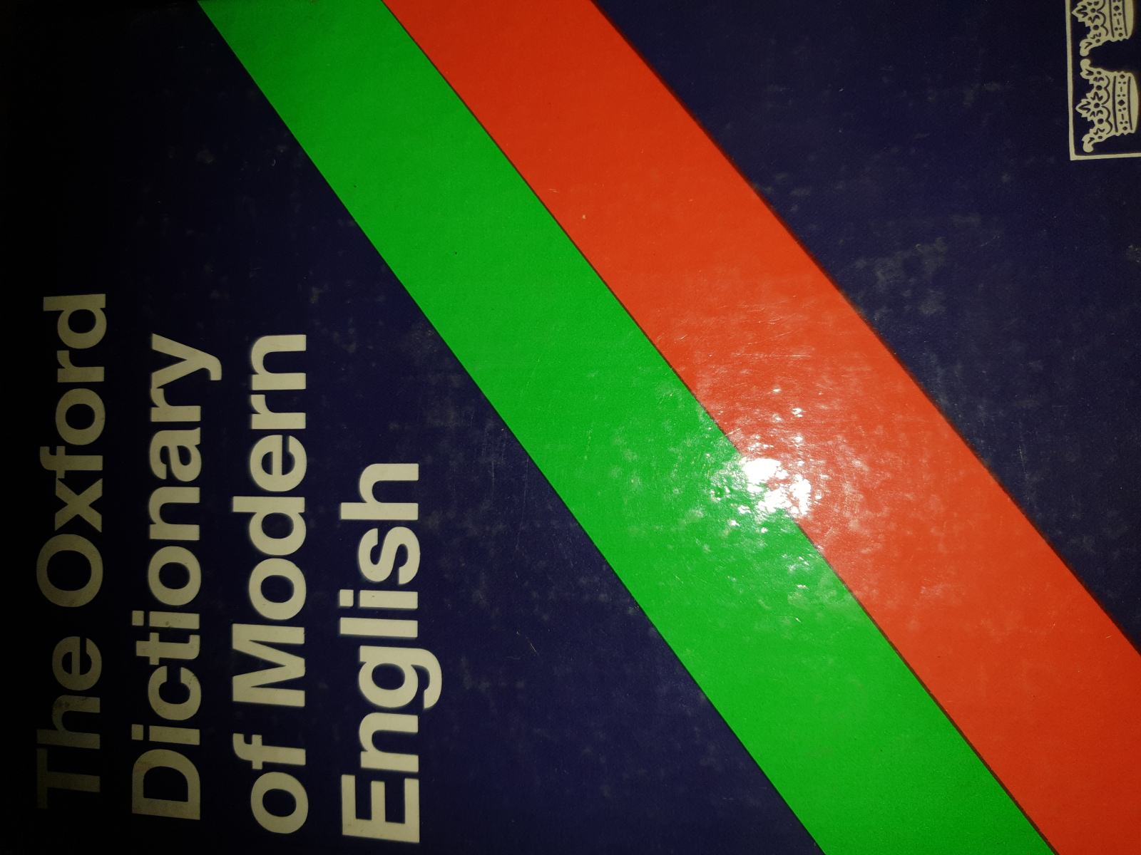 THE OXFORD DICTIONARY OF MODERN ENGLISH (Joyce M. Hawkins)