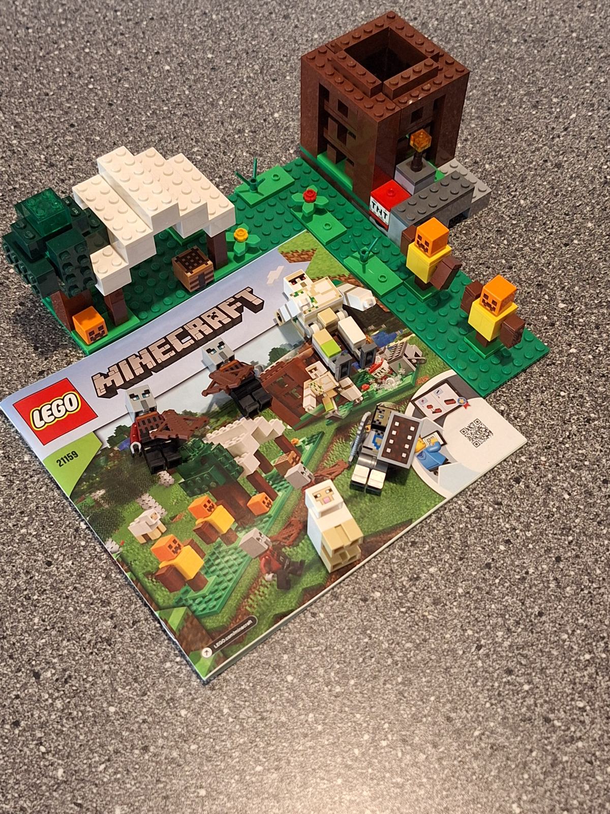 21159 - The Pillager Outpost Lego Minecraft