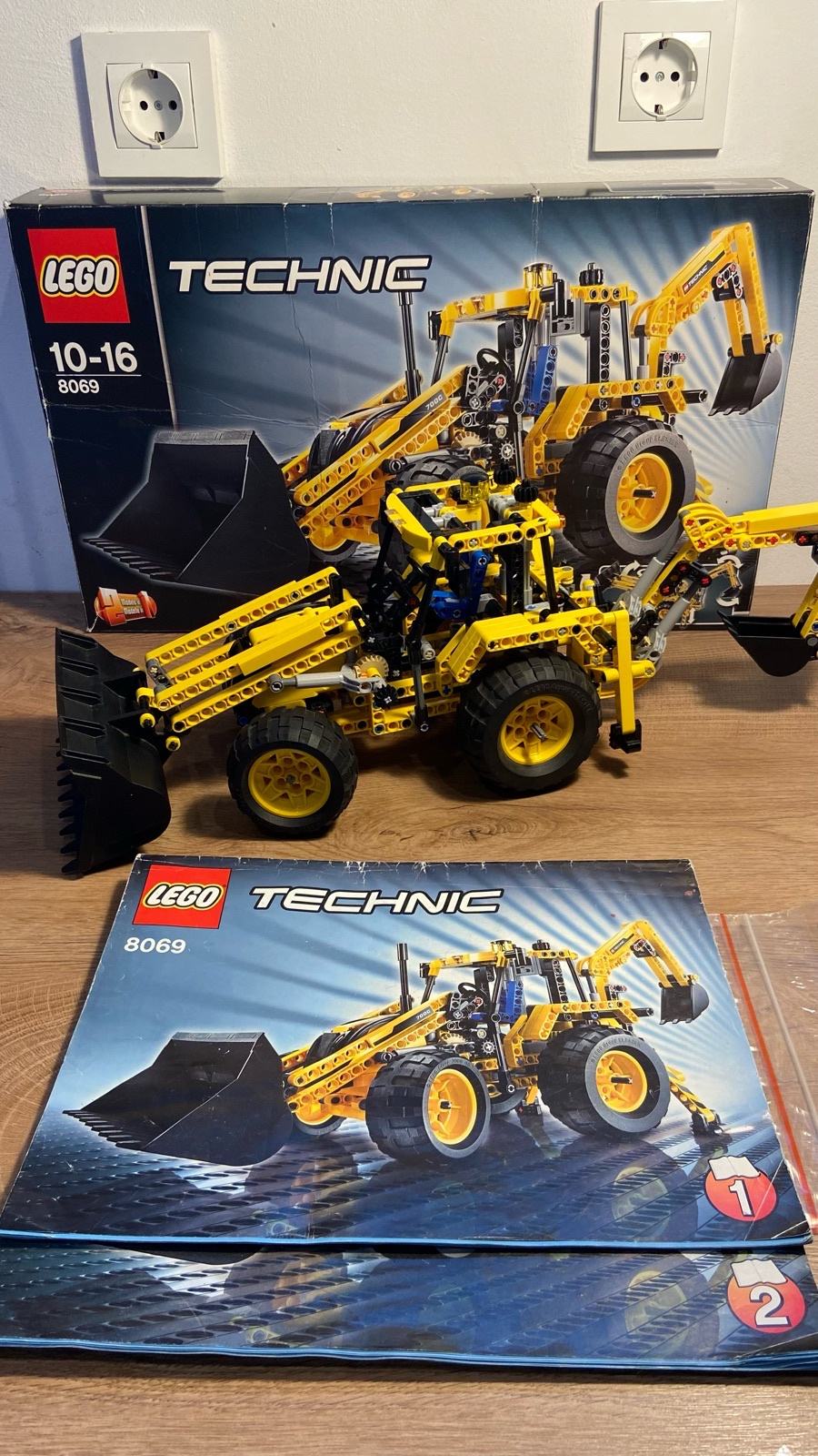 Lego 8069 Backhoe Loader