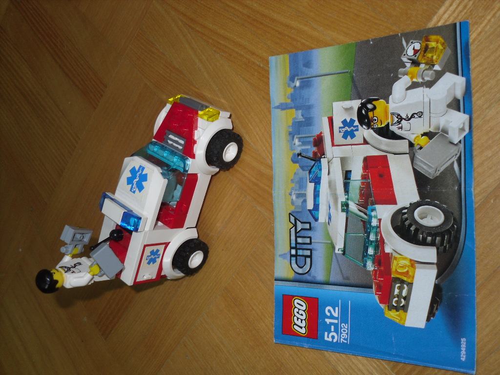 LEGO CITY REŠEVALNO VOZILO 7902