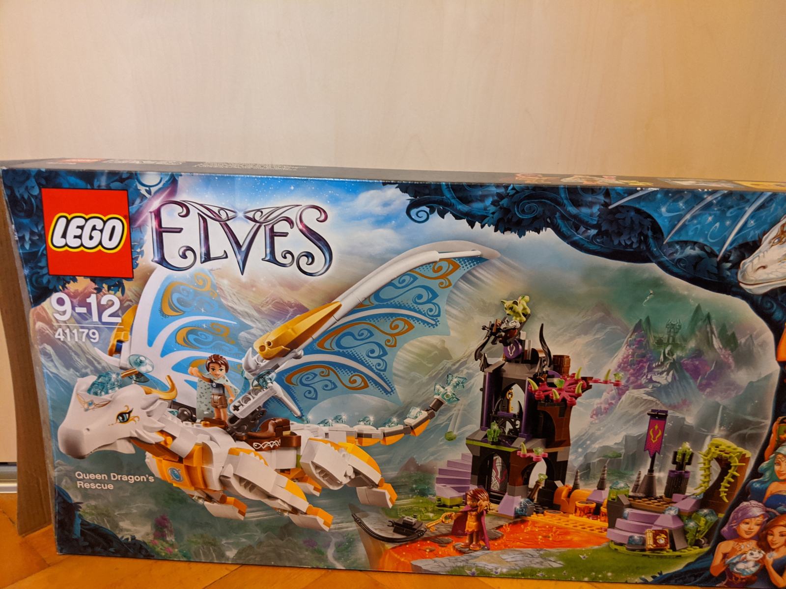 Lego Elves Queen Dragons Rescue