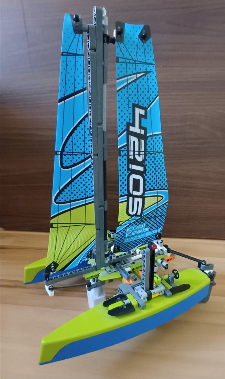 Lego katamaran