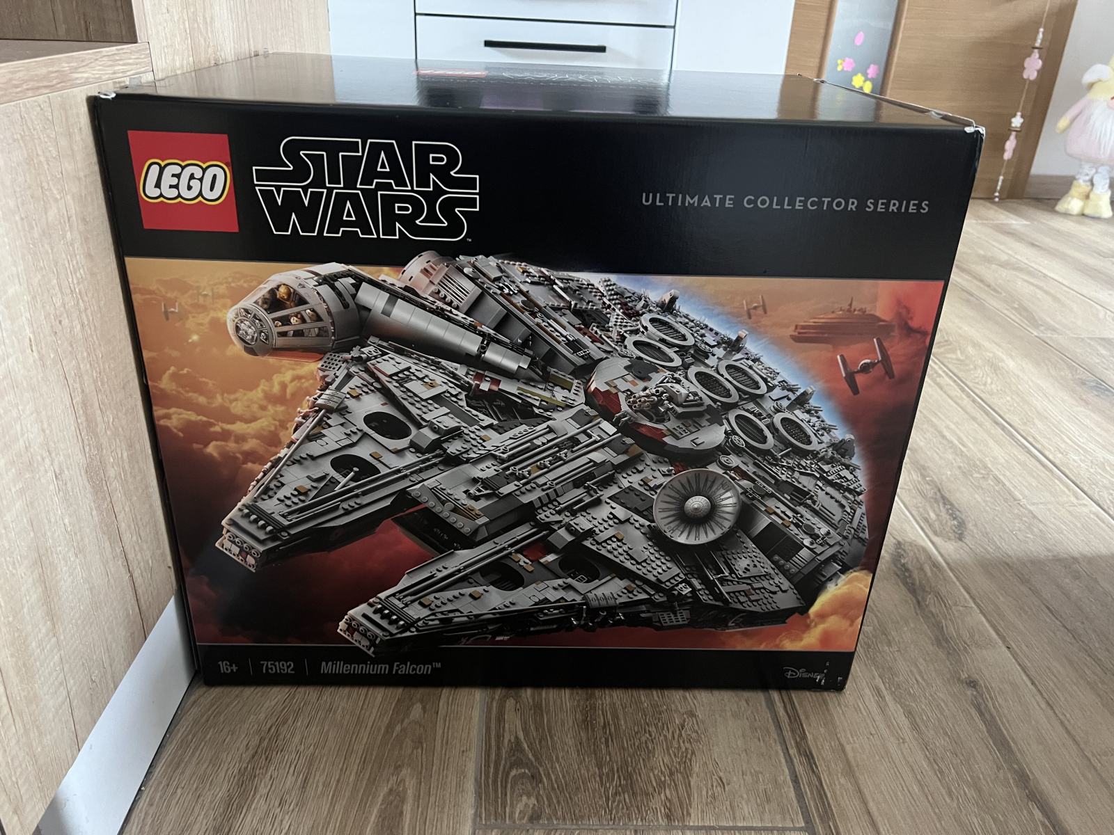 Lego Millennium Falcon 75192