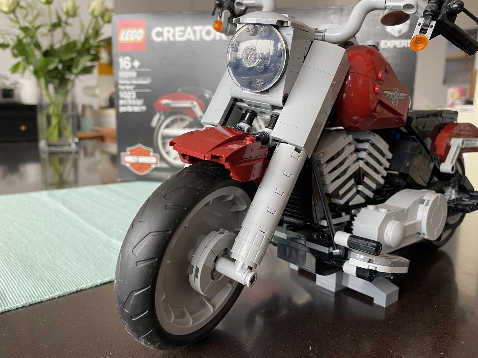 LEGO model Creator Expert 10269 Harley-Davidson® Fat Boy®