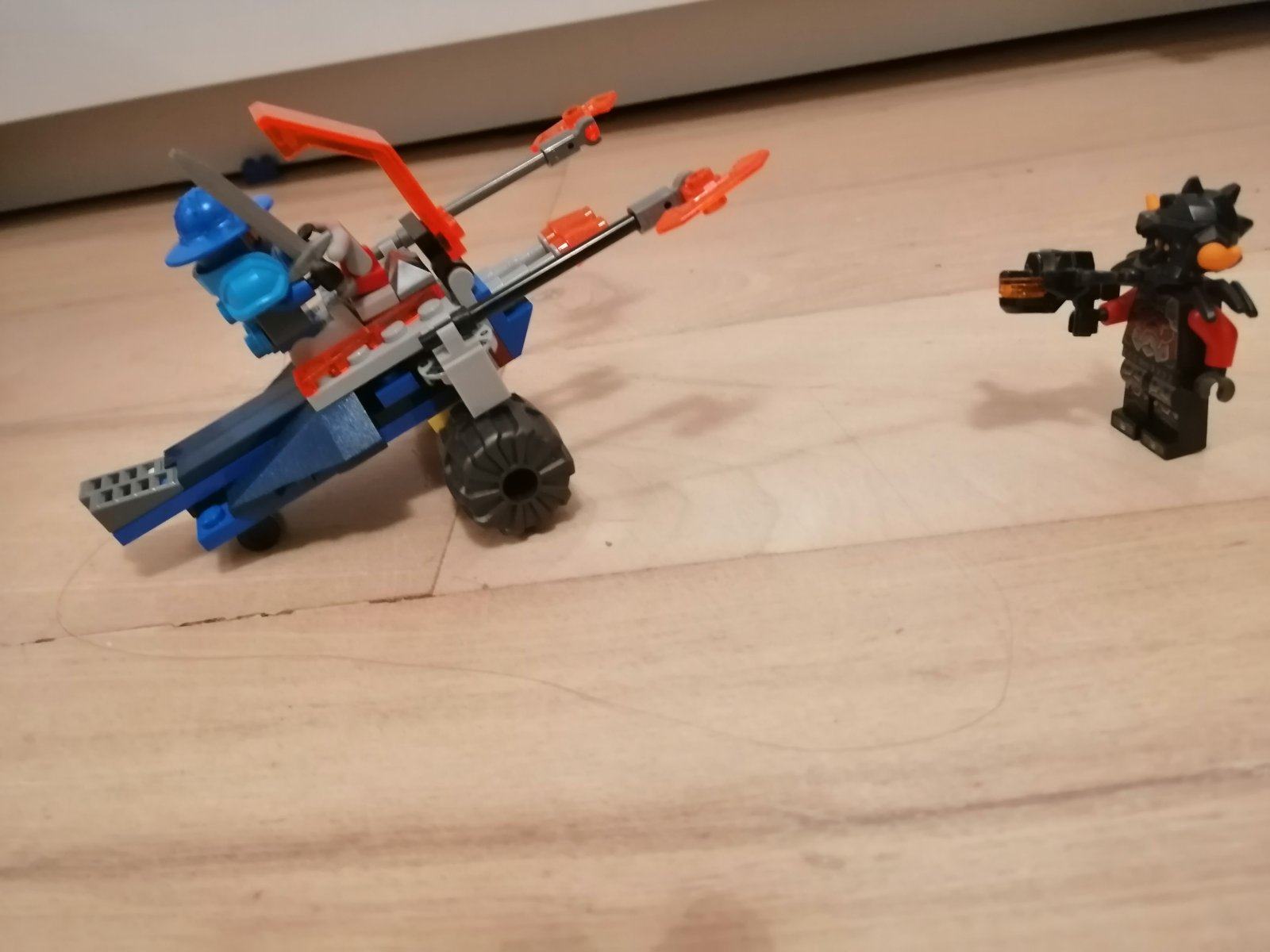 Lego Nexo Knights 70310-1 Kinghton battle blaster