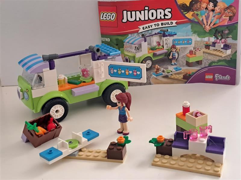 Lego set Friends Juniors 4+ 10749 Mias organic food market