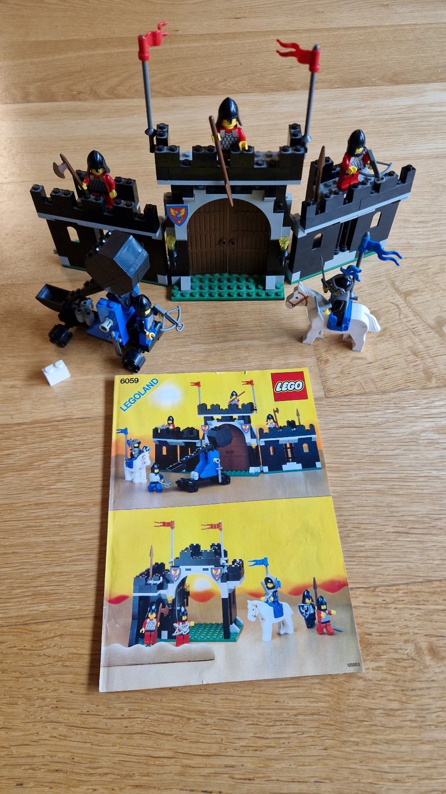 Lego System 6059 Knights Stronghold
