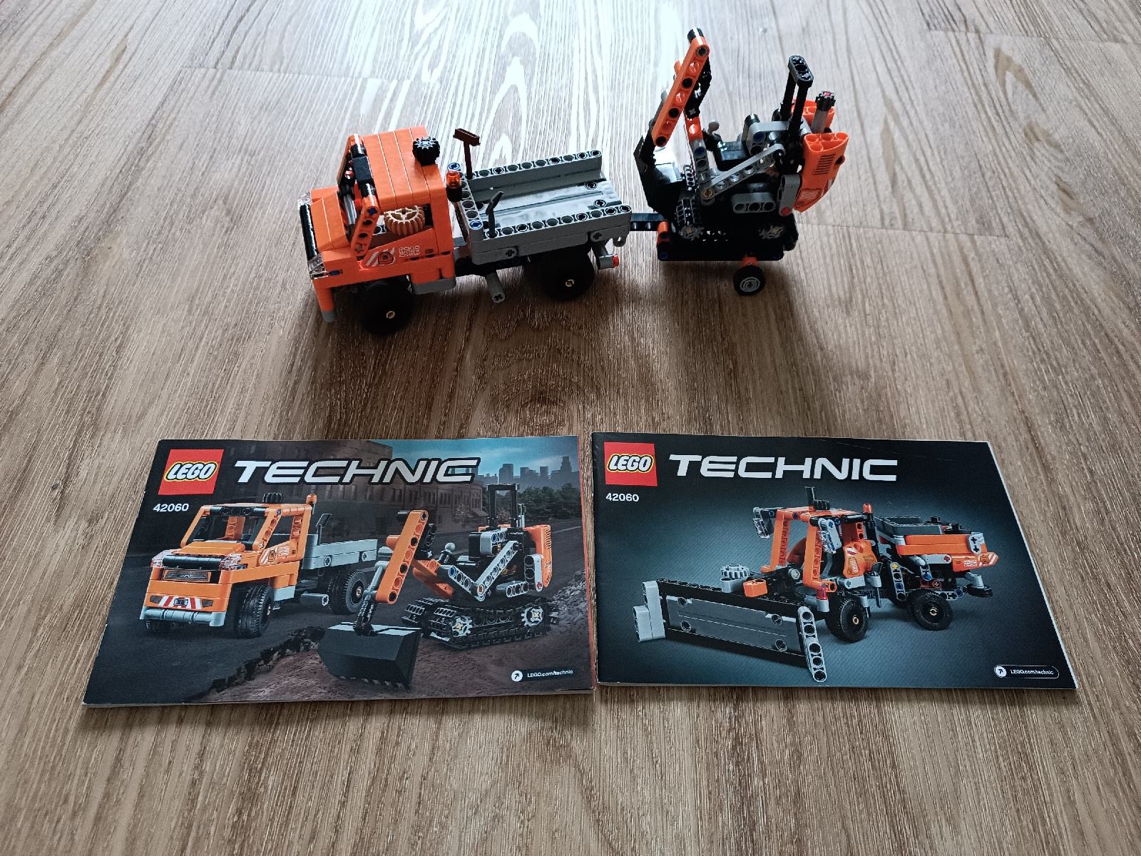 Lego technic 42060 Roadwork crew 2v1
