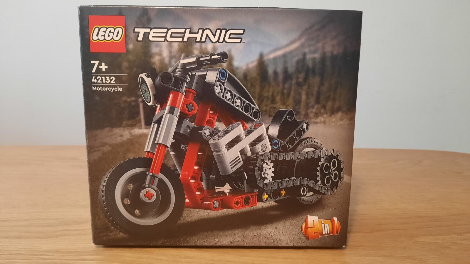 LEGO Technic - Motor (42132)
