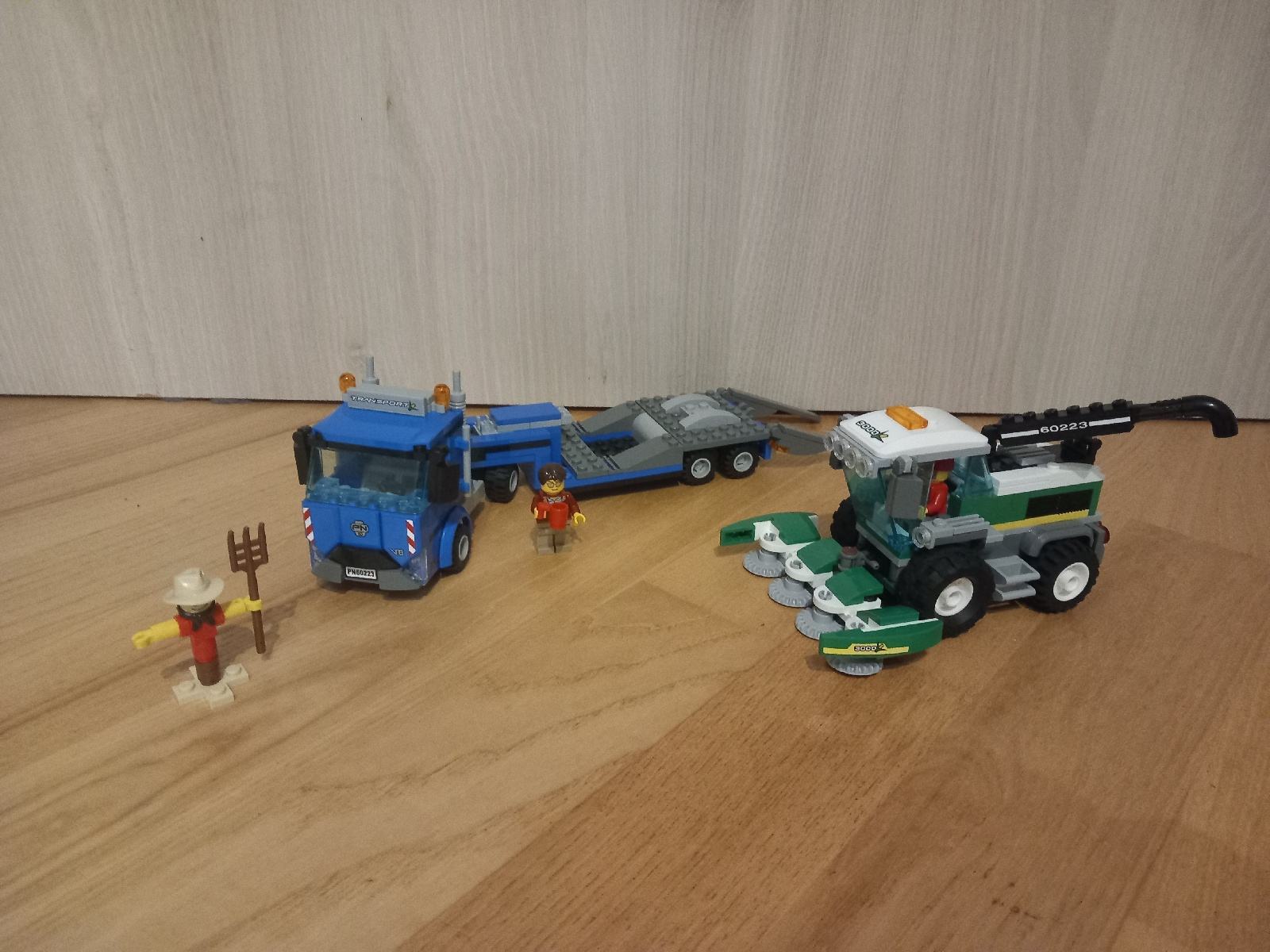 Prodam lego harvester transport 60223