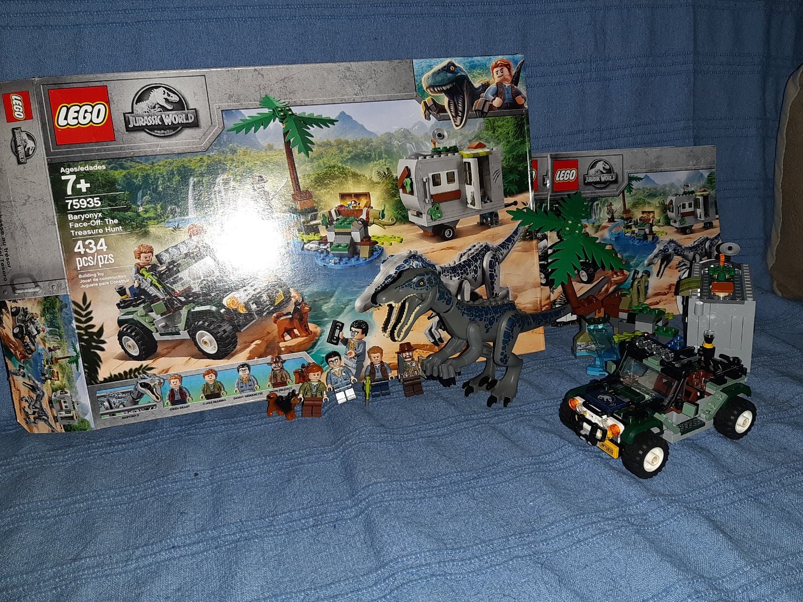 Prodam LEGO JURASSIC WORLD 75935 Baryonyx Face off The Treasure Hunt
