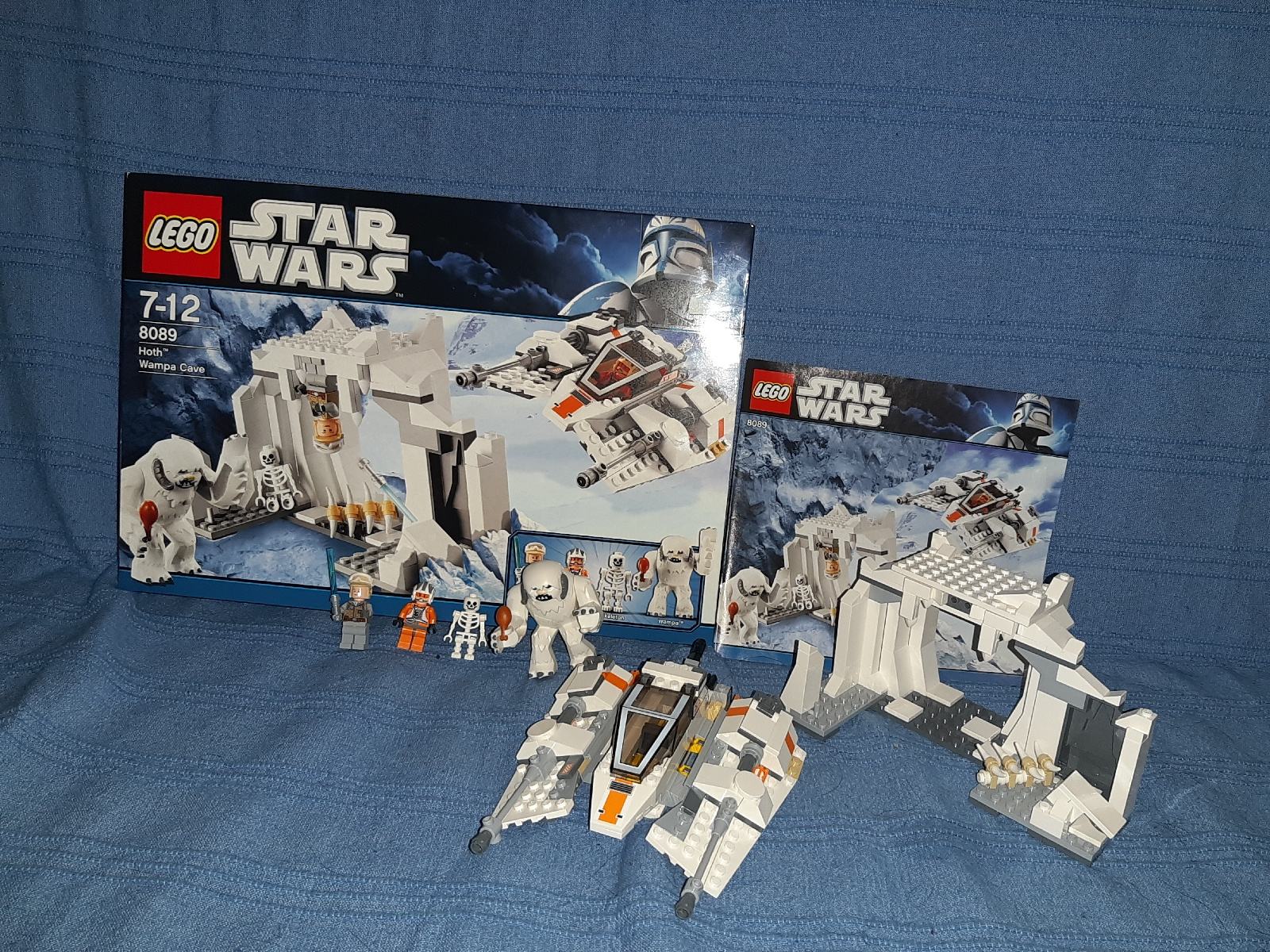 Prodam LEGO STAR WARS 8089 Hoth Wampa Cave