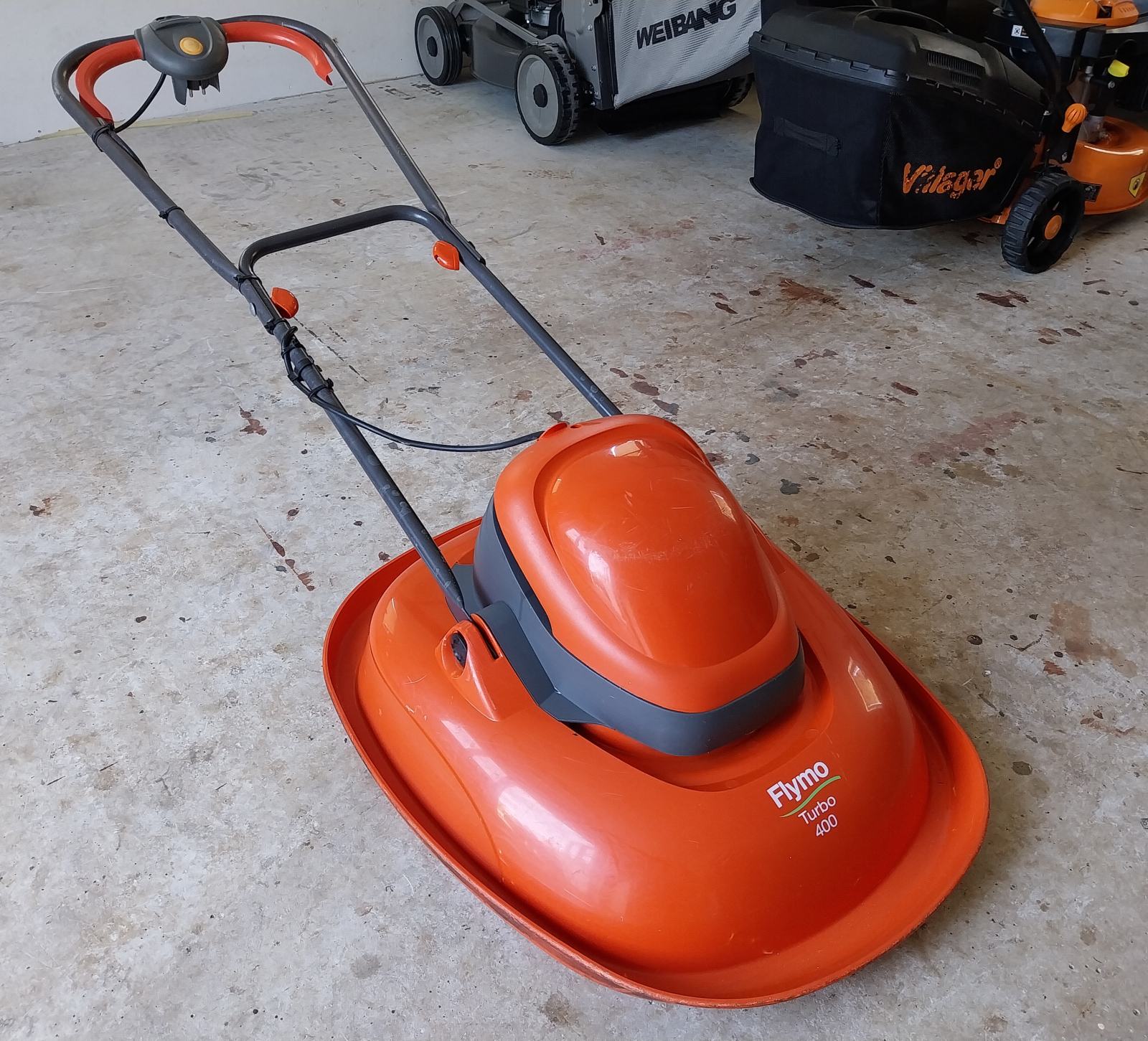 Husqvarna FLYMO Turbo 400