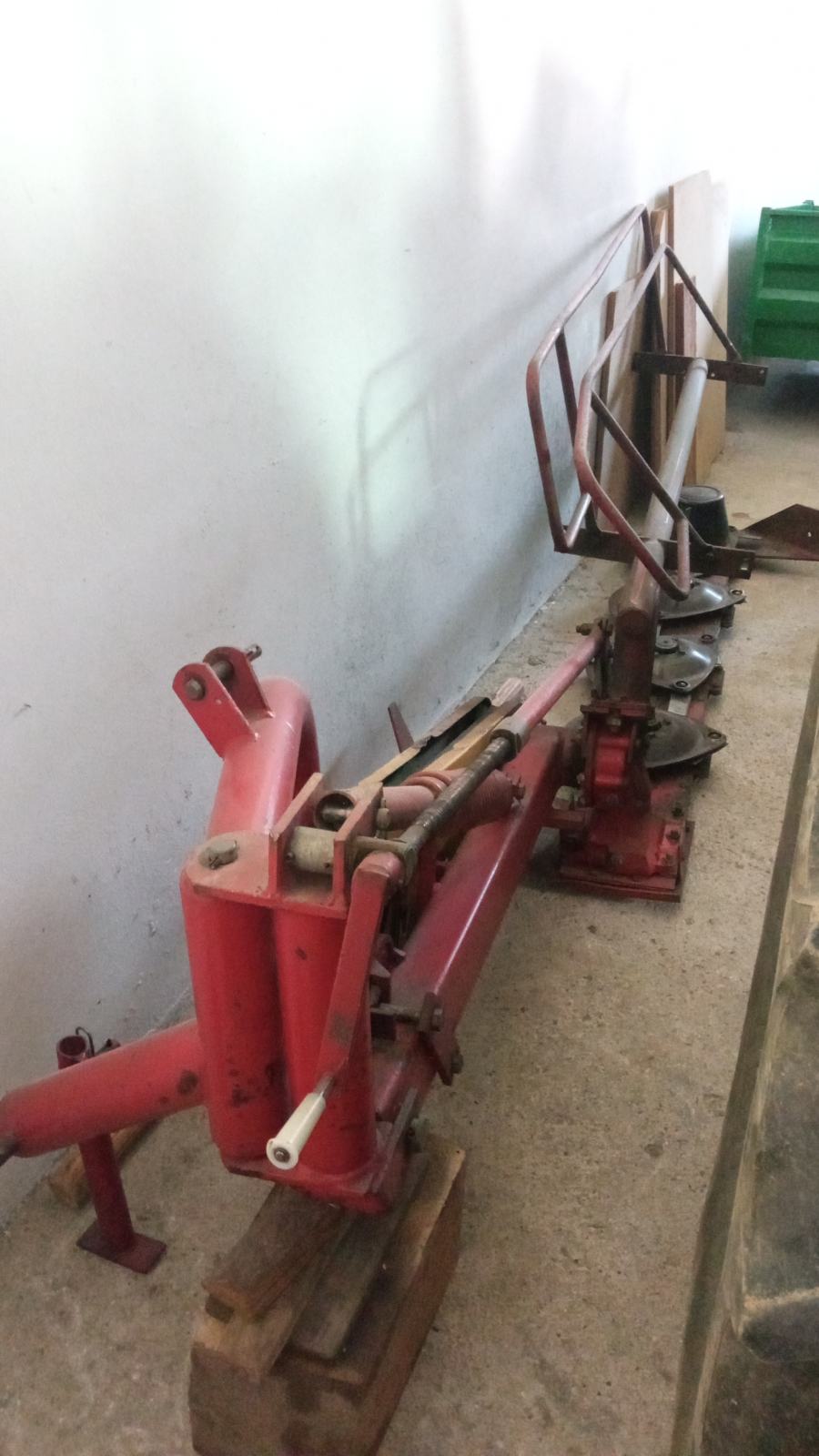 Kosilnica Vicon CM165