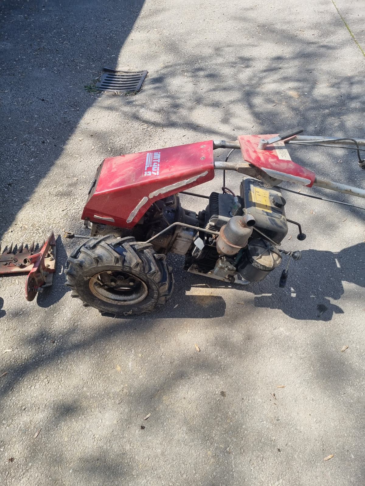 Kupim imt kosilnico 407