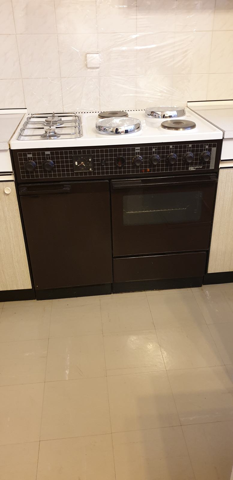 Kombiniran štedilnik Gorenje 90 cm