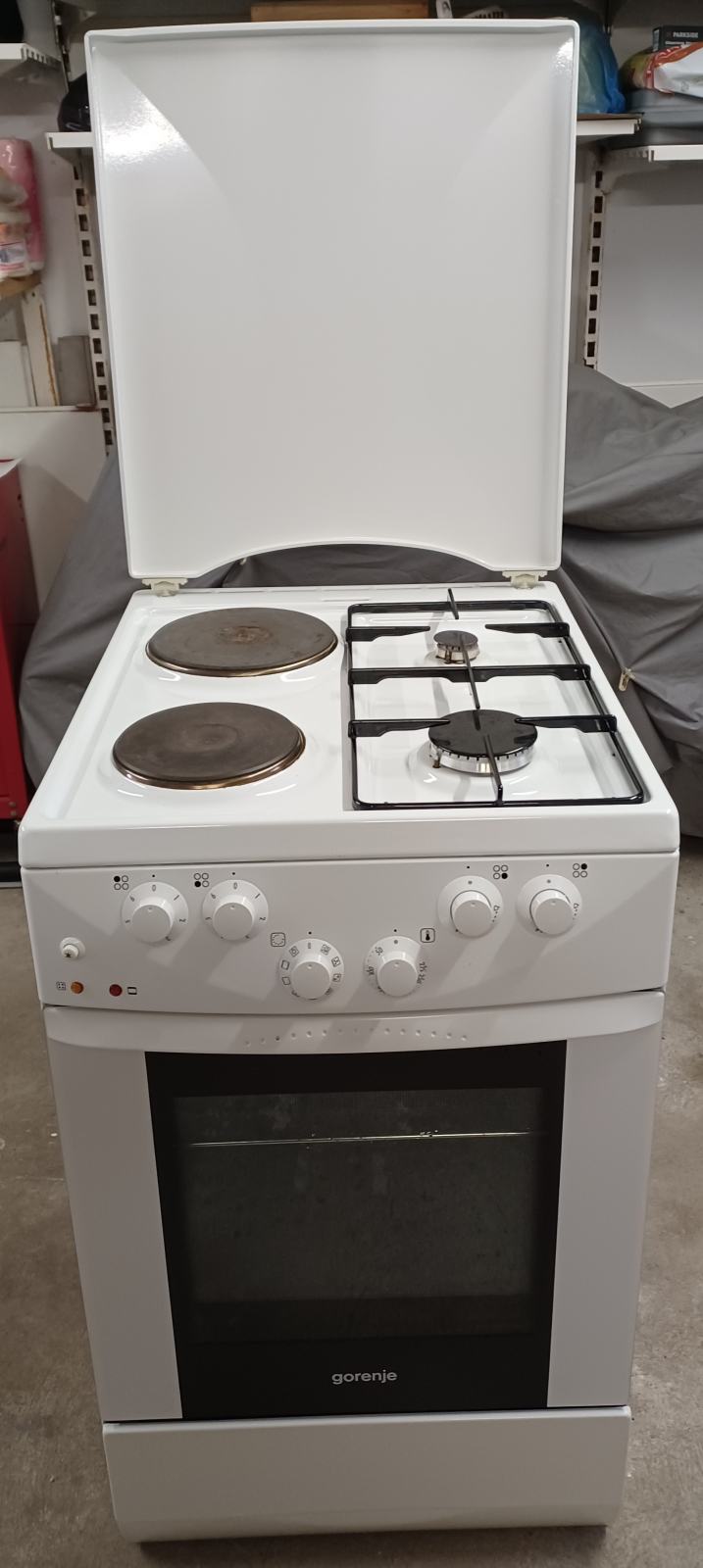 Prodamo kombiniran Gorenje štedilnik 2x Elektrika, 2x Plin in Pečica
