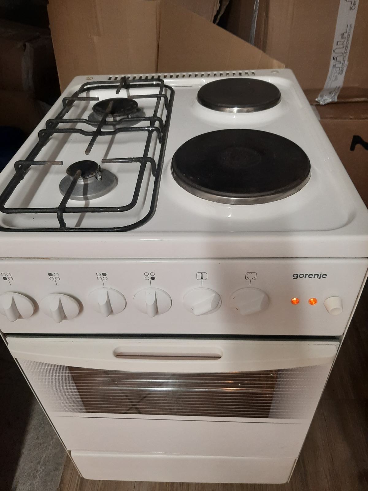 štedilnik GORENJE 2 plin + 2 elektrika 50 cm