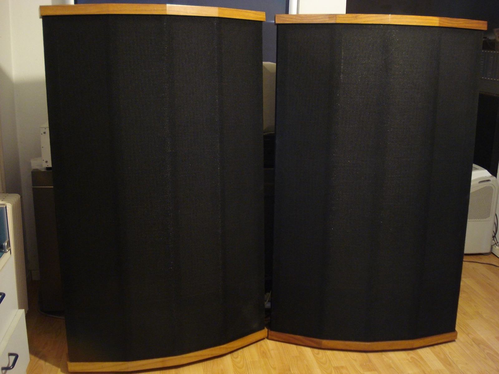 Acoustat Monitor 4 elektrostatični zvočniki