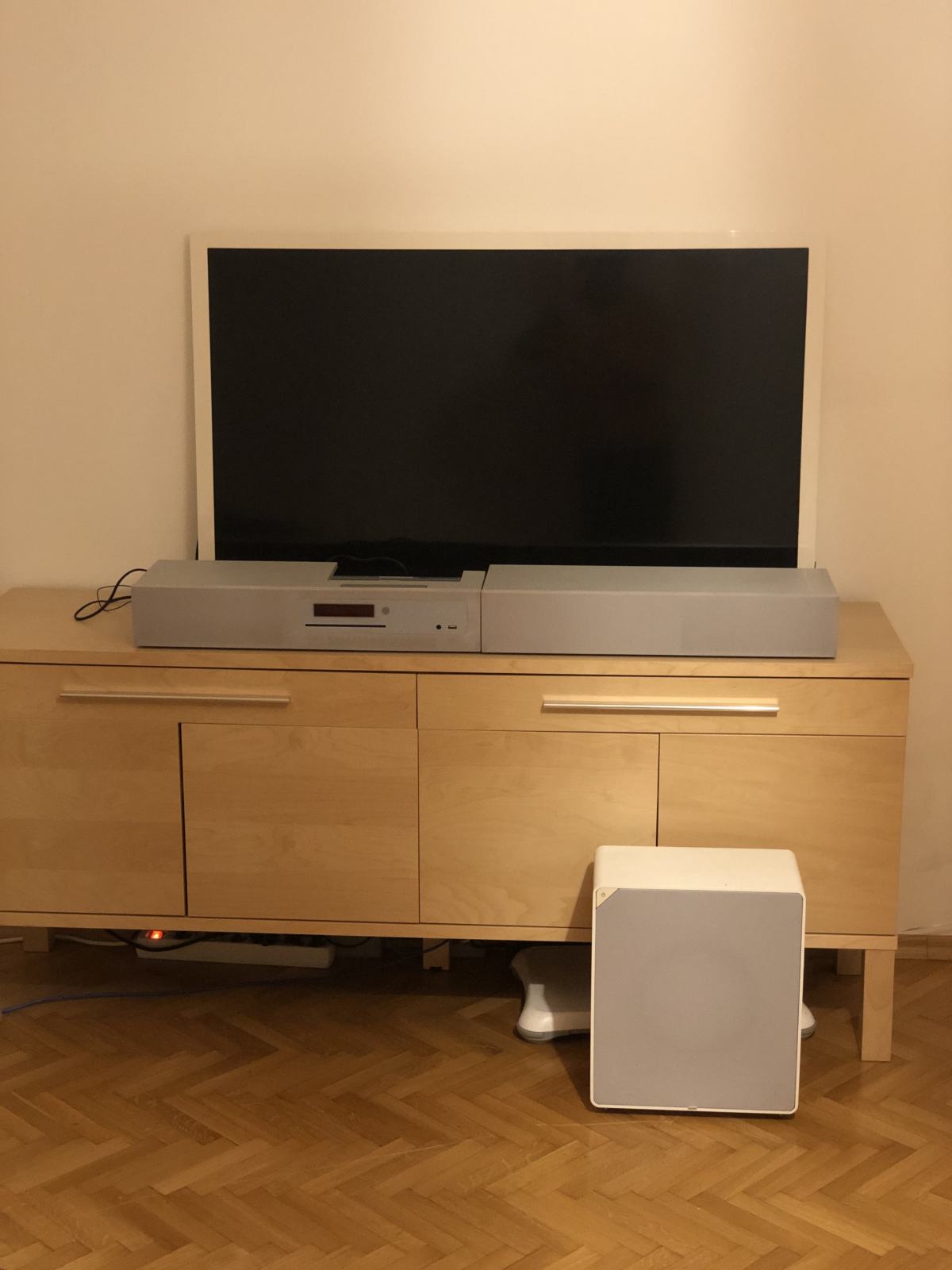 Ikea Uppleva 2.1 domači kino Blu Ray, DVD in Divx