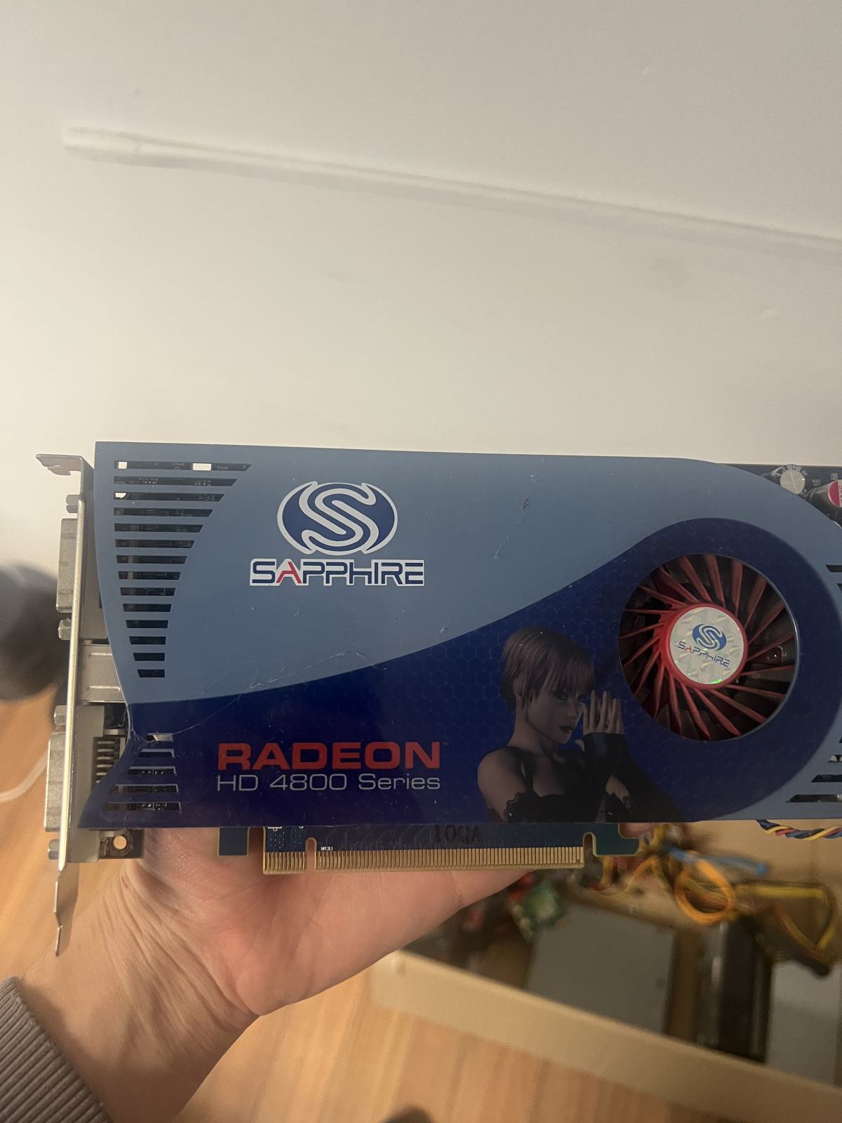 Grafična kartica ATI Radeon HD 4800