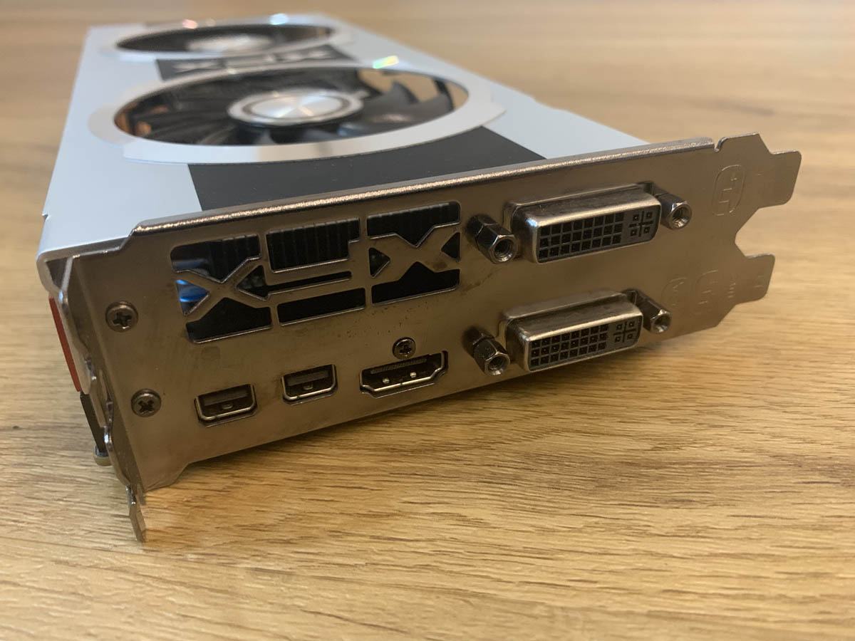 Graficna kartica XFX Radeon R7850 Ghost 2GB