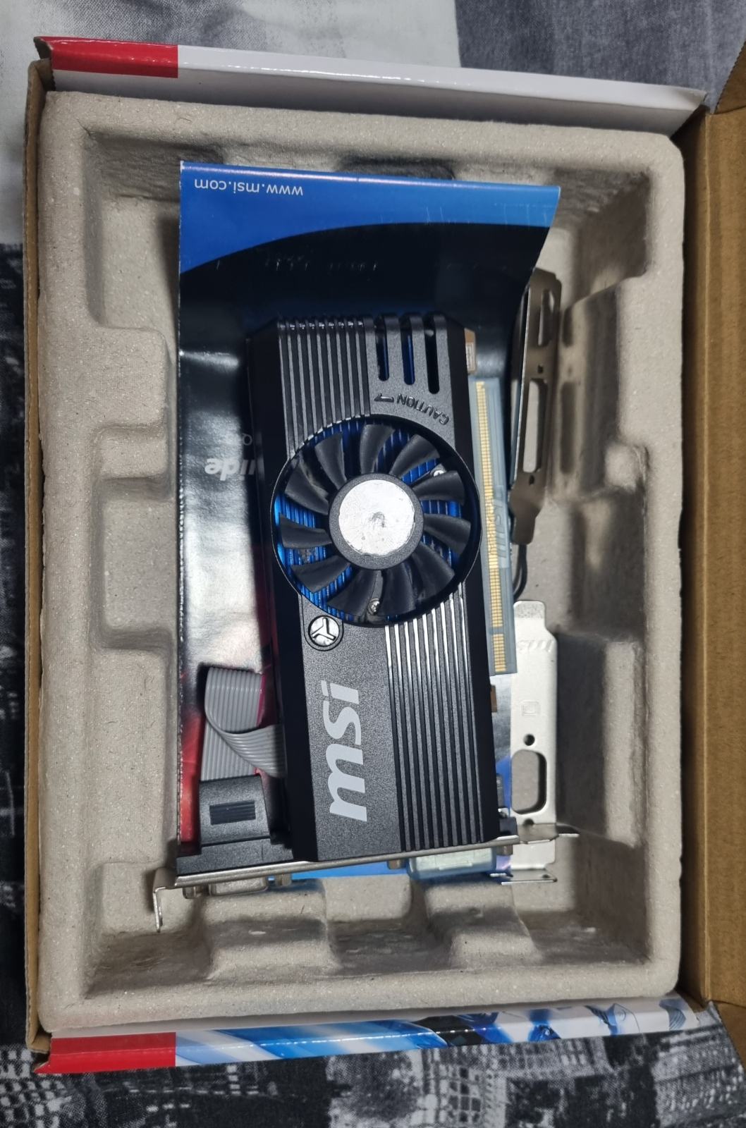 MSI AMD Radeon R7 240