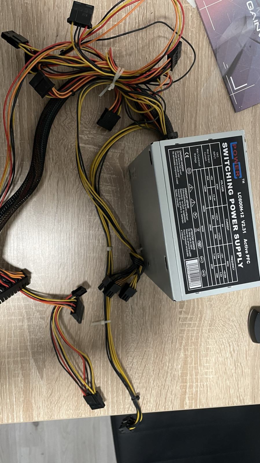 Napajalnik LC600 600w