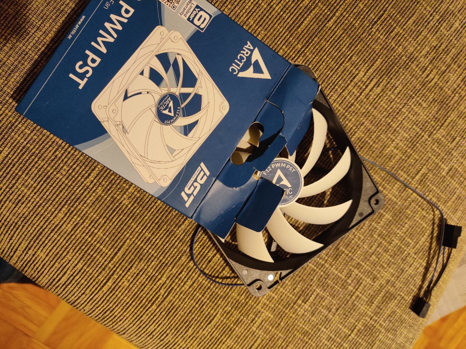 Ventilator 120mm PST Arctic