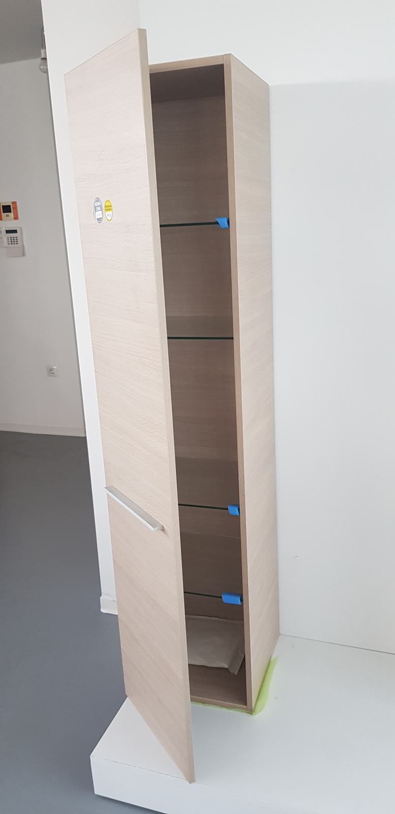 kopalniška omarica RIHO BOLOGNA 172 CM - odprodaja exponata
