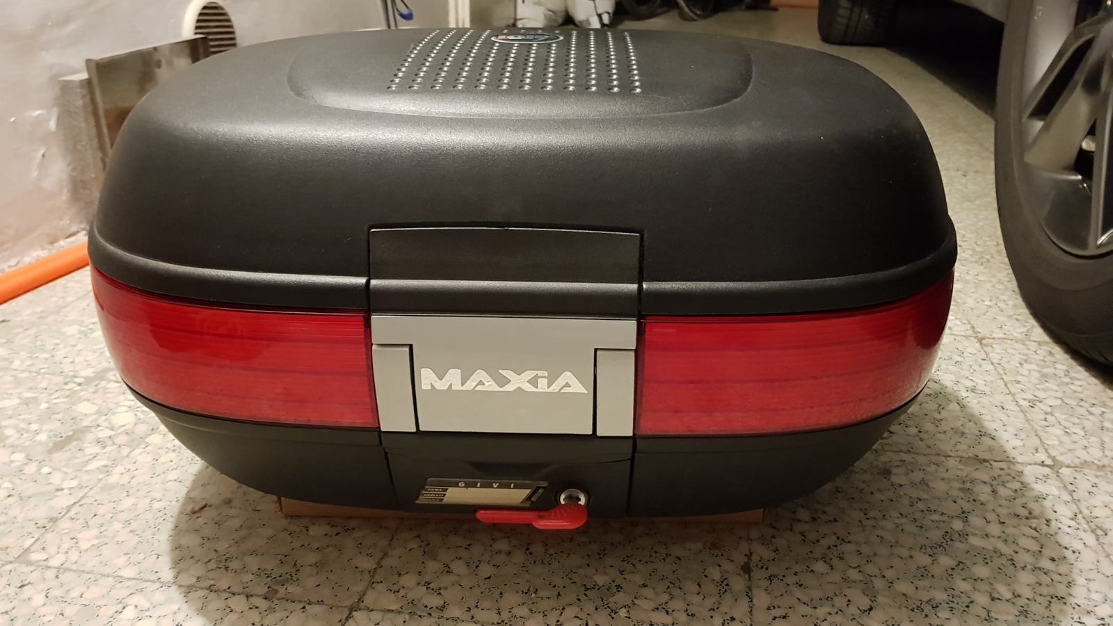 Motorni Kovček GIVI Maxia 55L z nosilcem