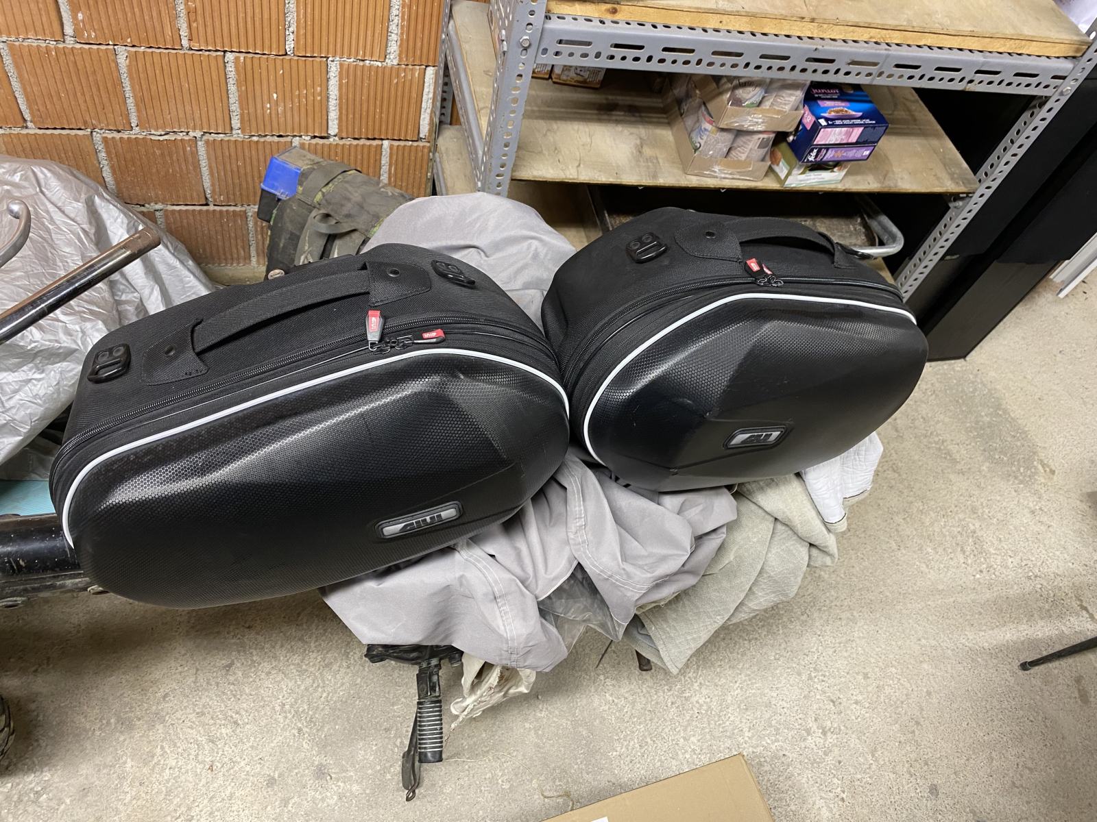 stranske torbe Givi 3d600 easylock