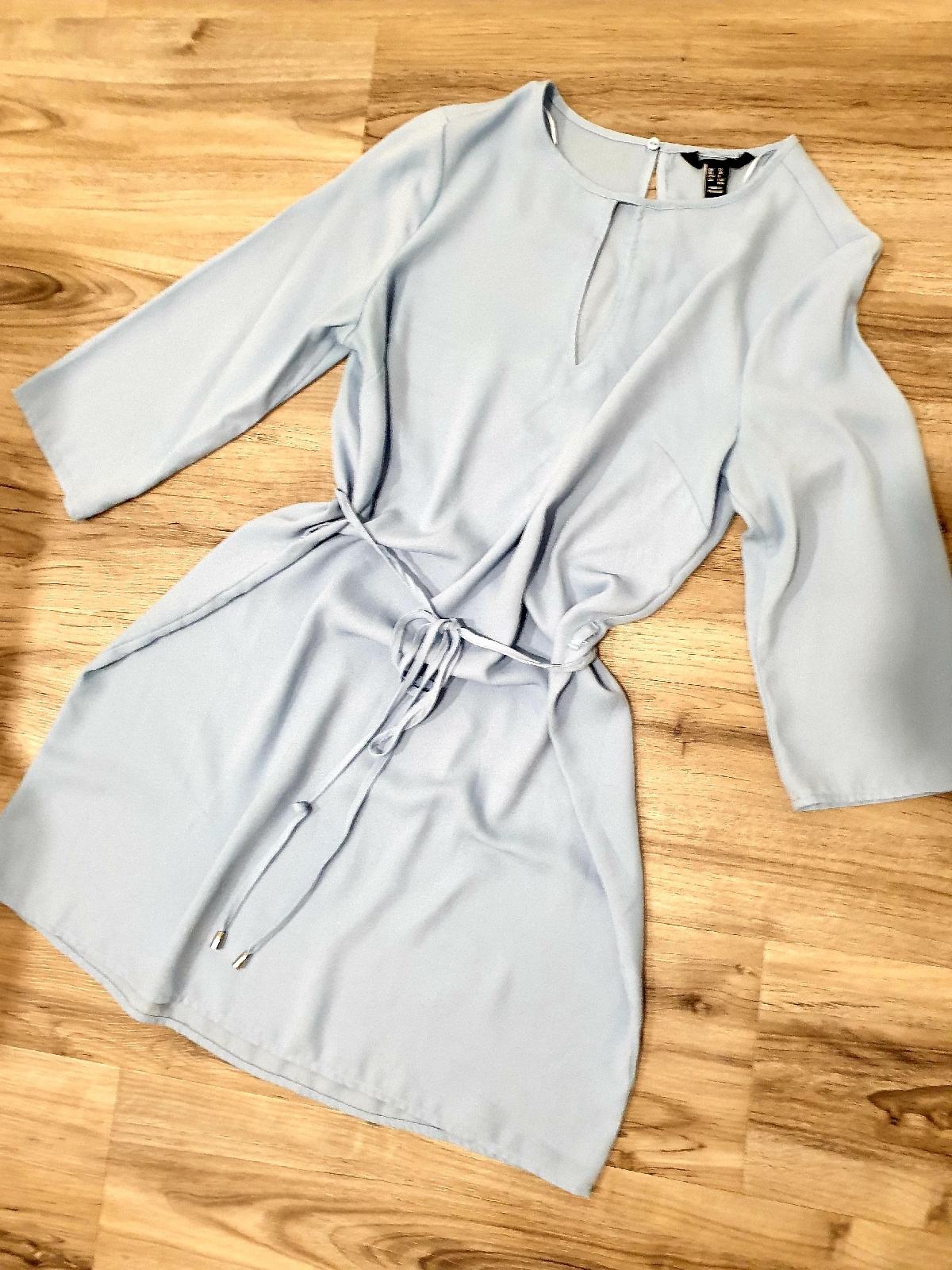 svetlo modra tanka oblekica