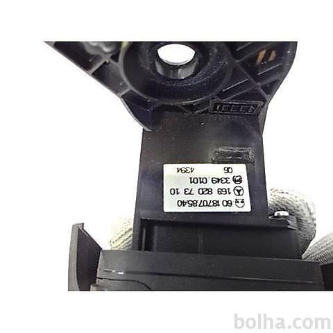 MULTIFUNKCIJSKI VOLAN OEM N. 1698207310 ORIGINAL REZERVNI DEL...