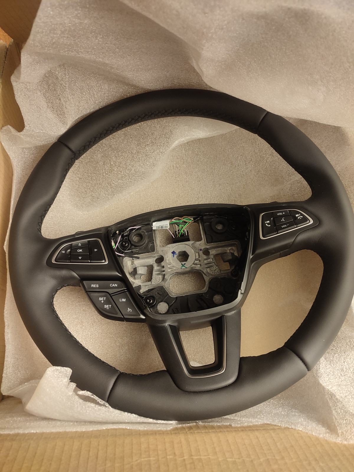 Obroč Volana Ford Kuga Cmax Focus