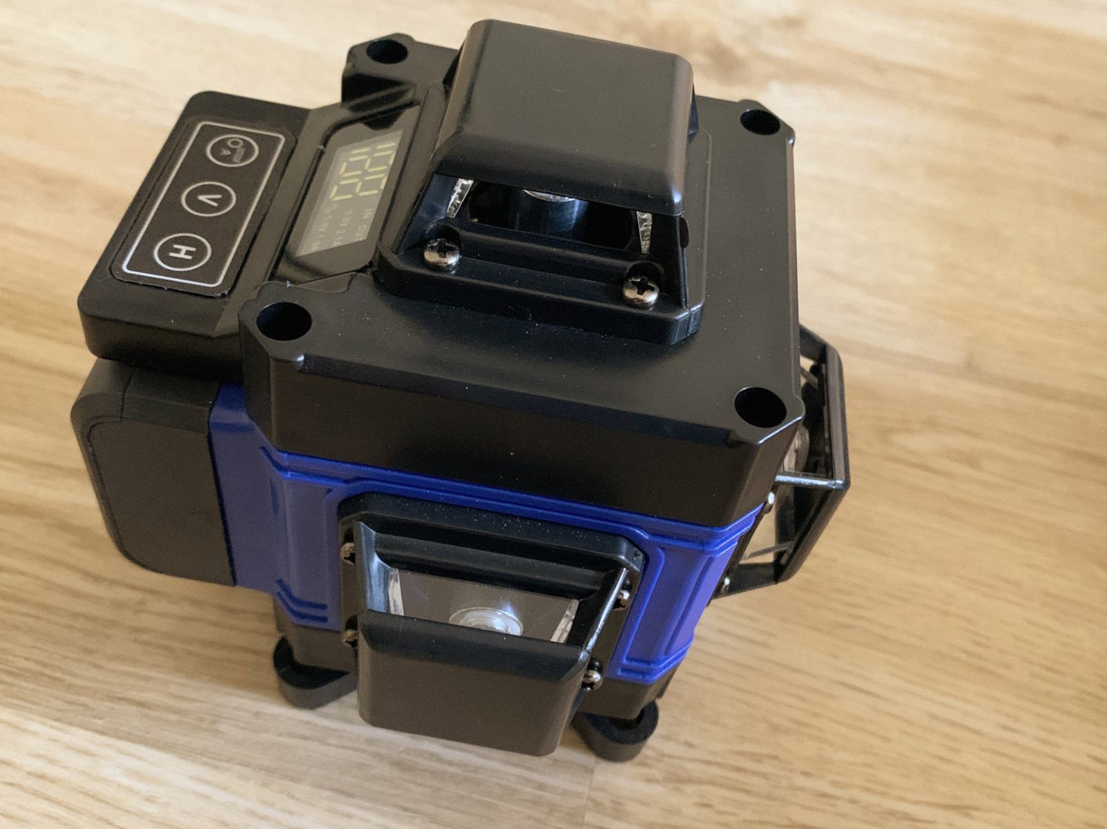 GRADBENI LASER 4D 16 LINIJSKI 360°