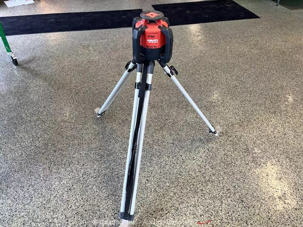 Hilti PR30-HVS Brezžični vrtljivi laserski nivelir za zunanjo uporabo