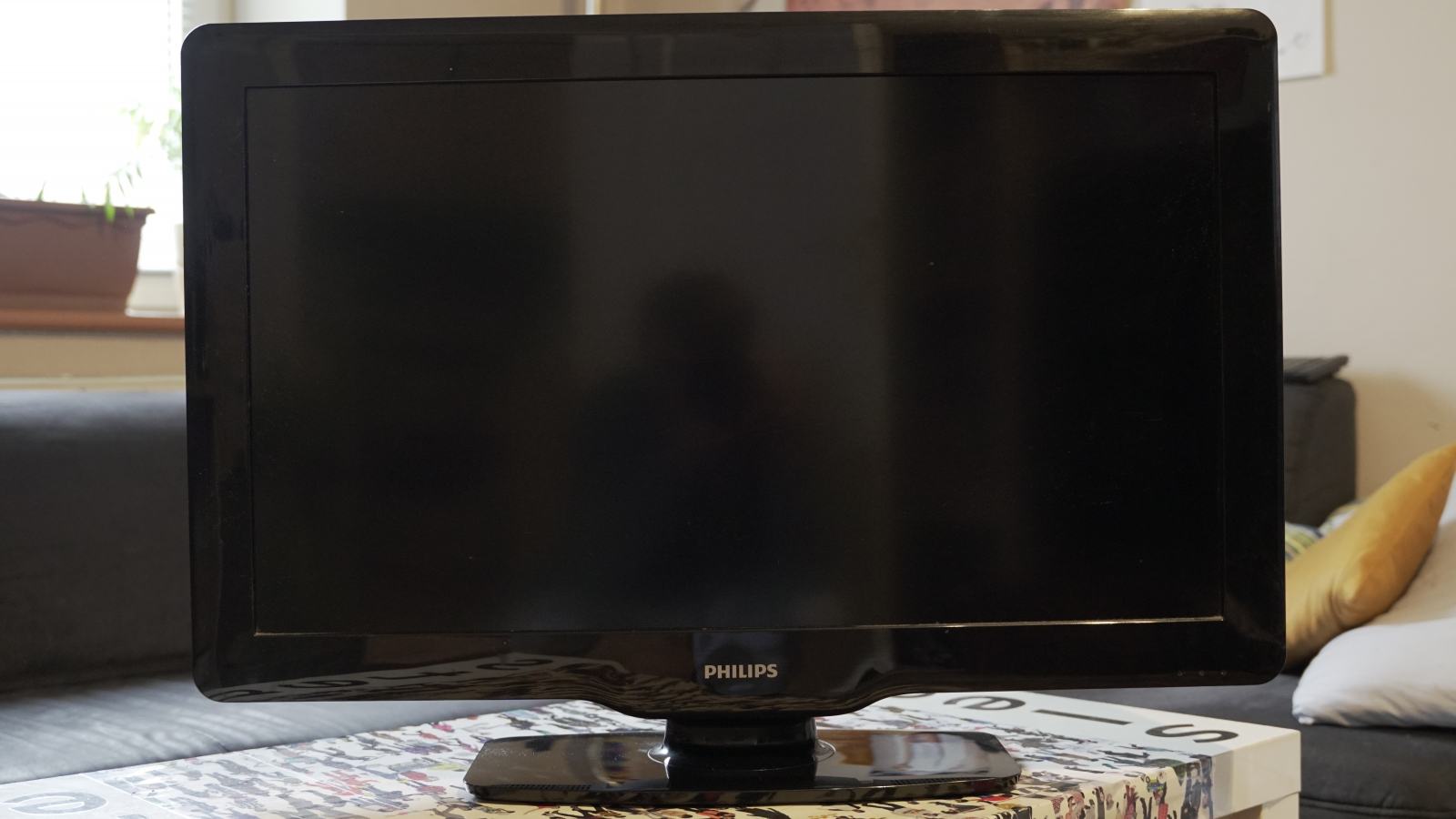 LCD-televizor Philips 32PFL3605H/12