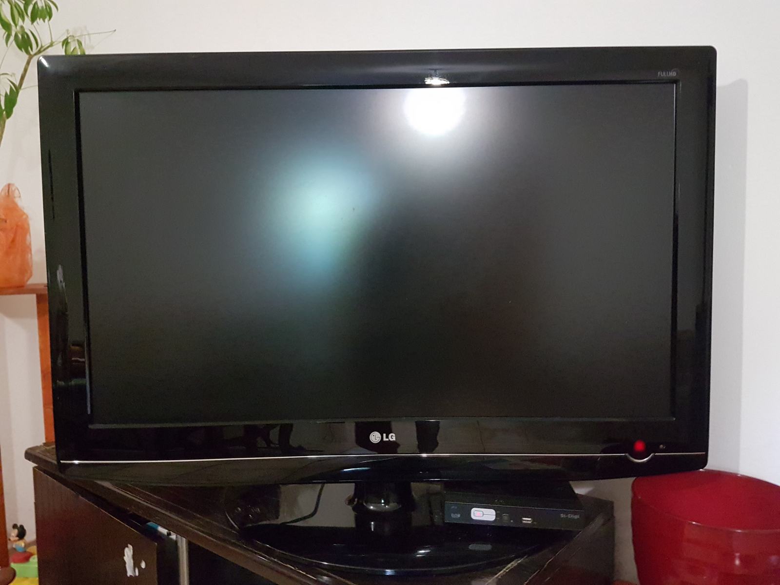 LCD TV LG 37
