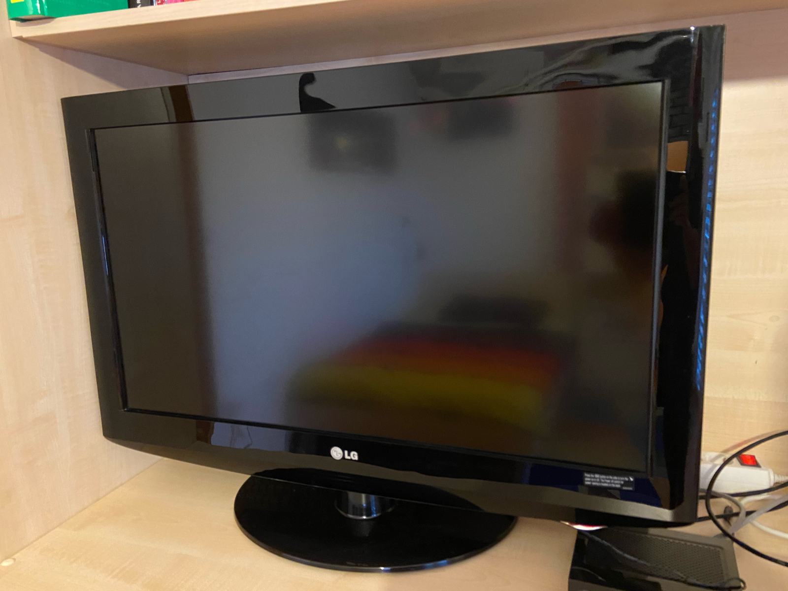 LG 32 LCD TV 32LH2000