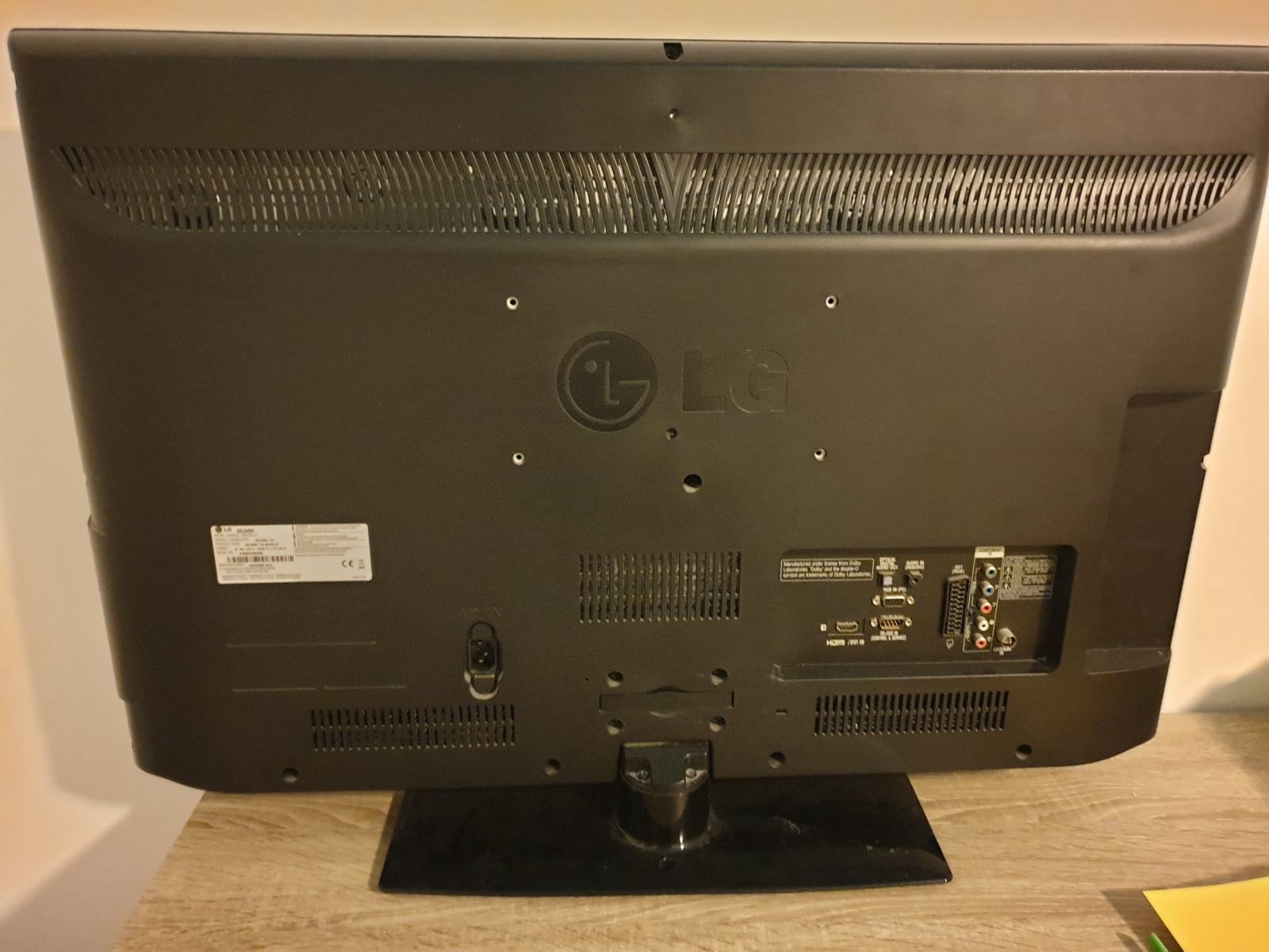LG LCD TV 32 32LD450