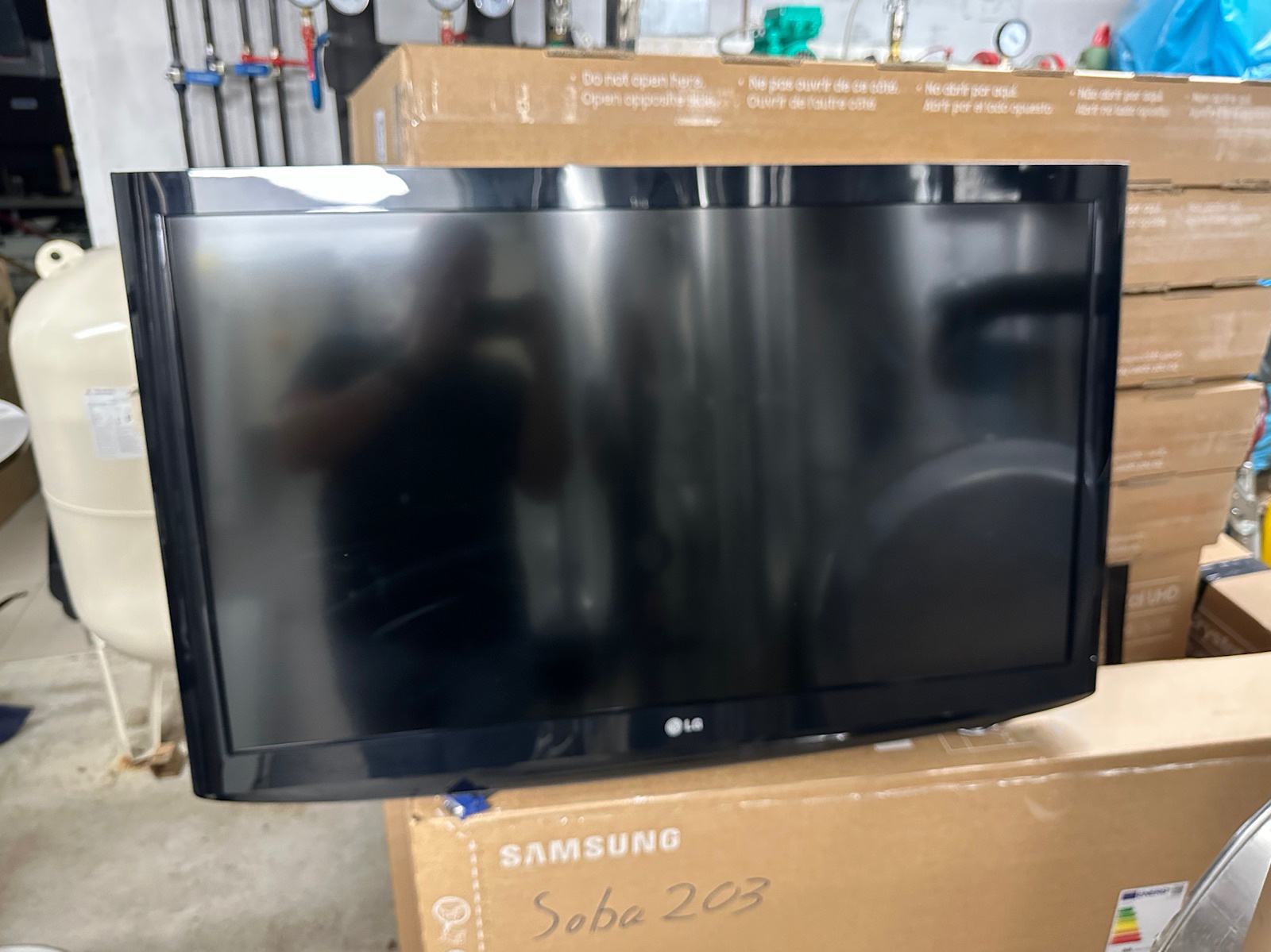 LG TV 42”