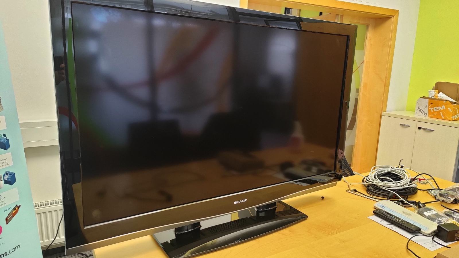 Sharp LC52XD1E 52inch LCD TV