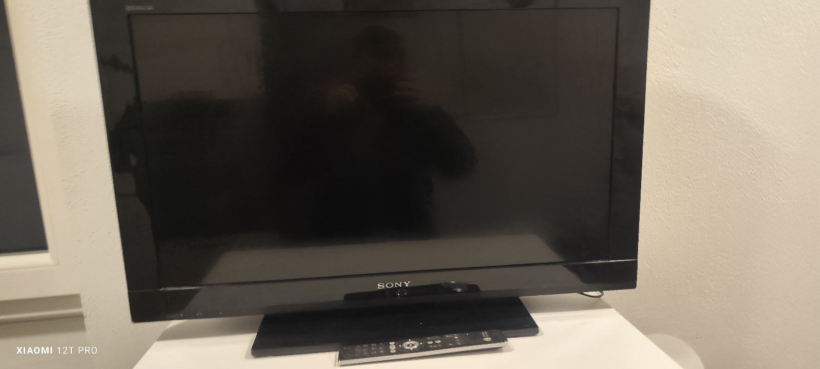 Televizor Sony KDL32BX320