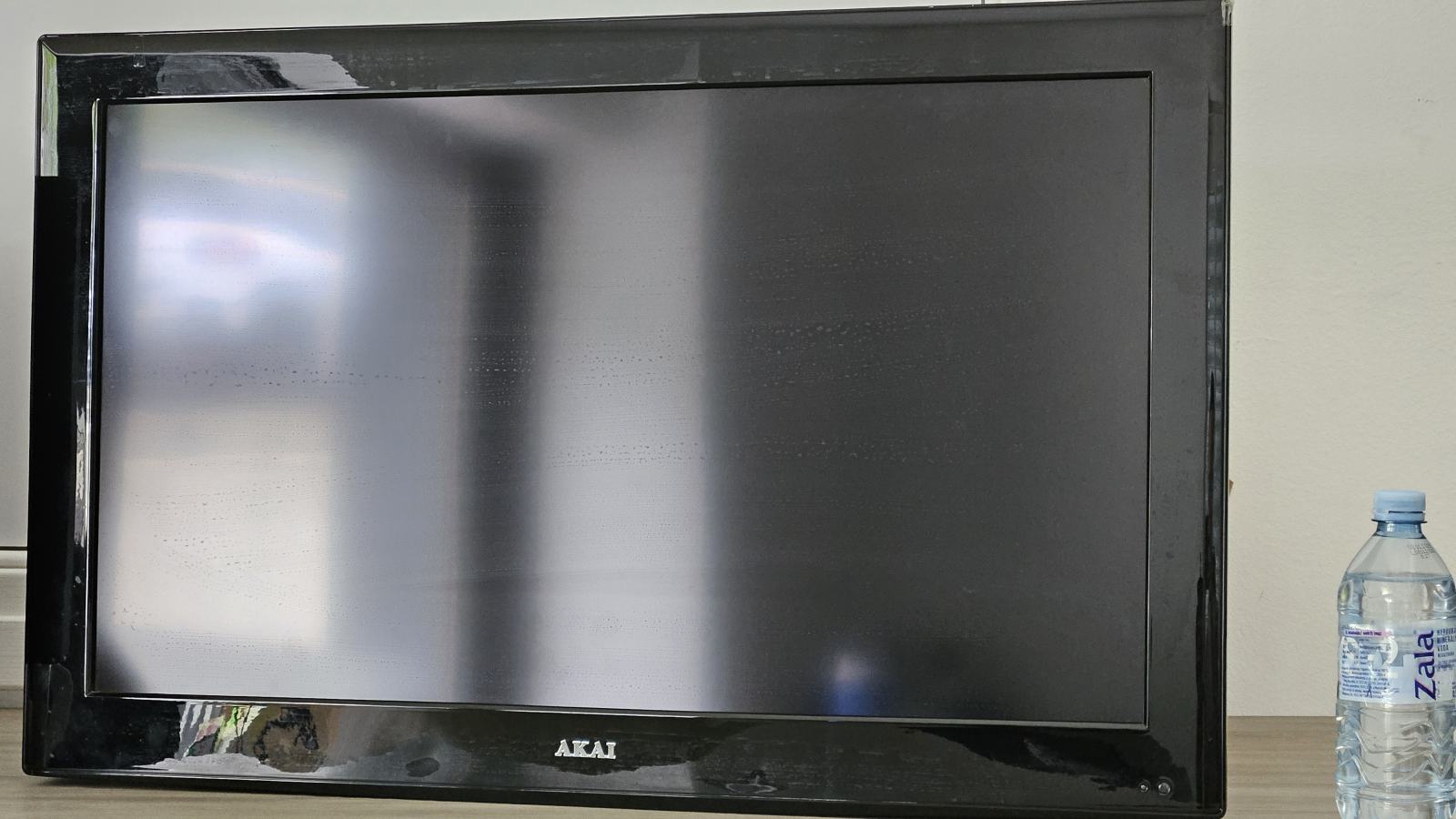 Televizor, TV AKAI