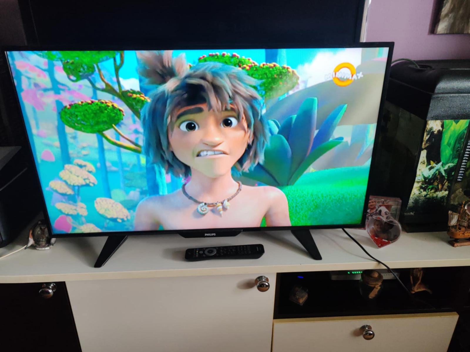 Led full HD tv Philips 40PFH4009 series 4000+dostavo