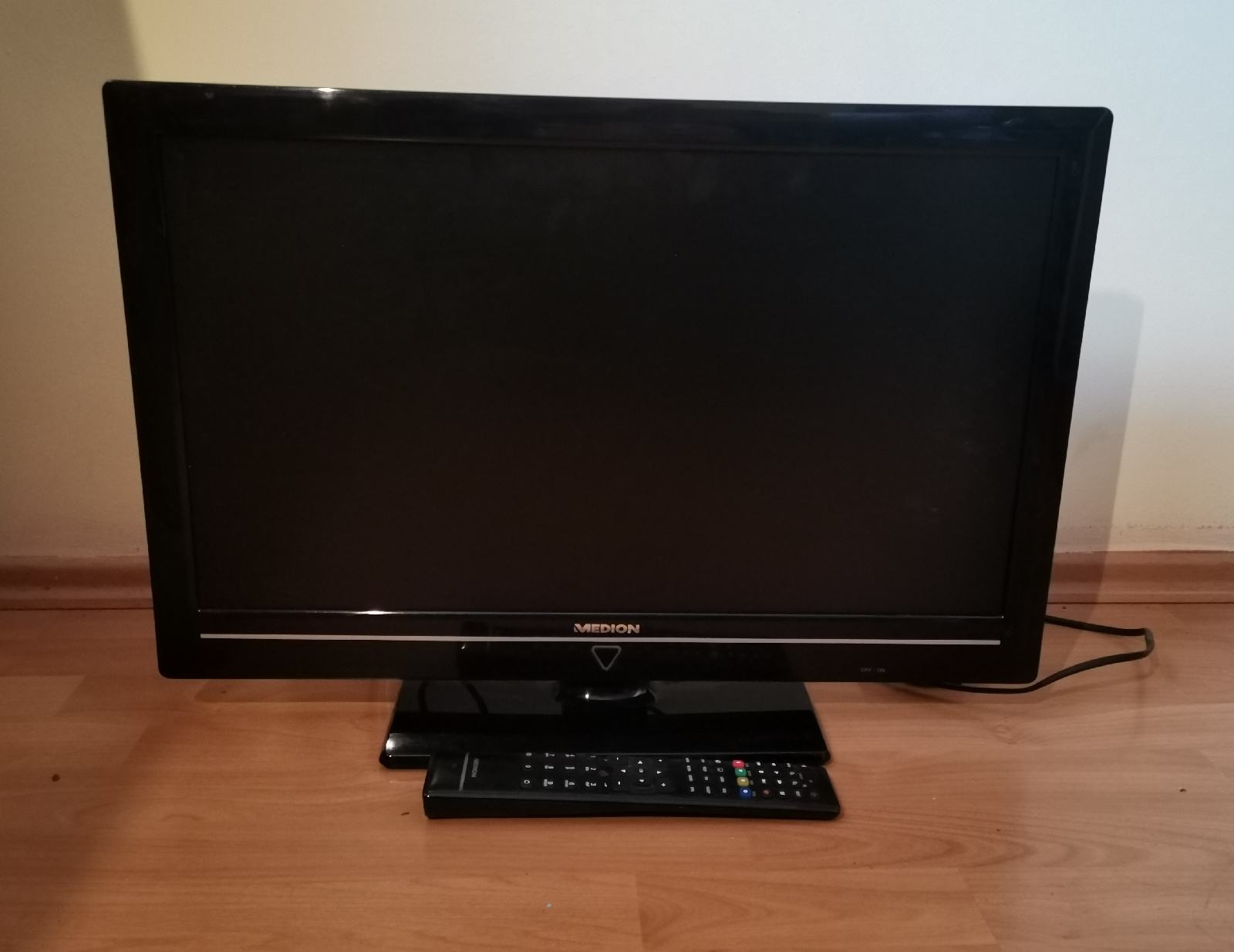 LED LCD TV Medion P12122(md 20305)