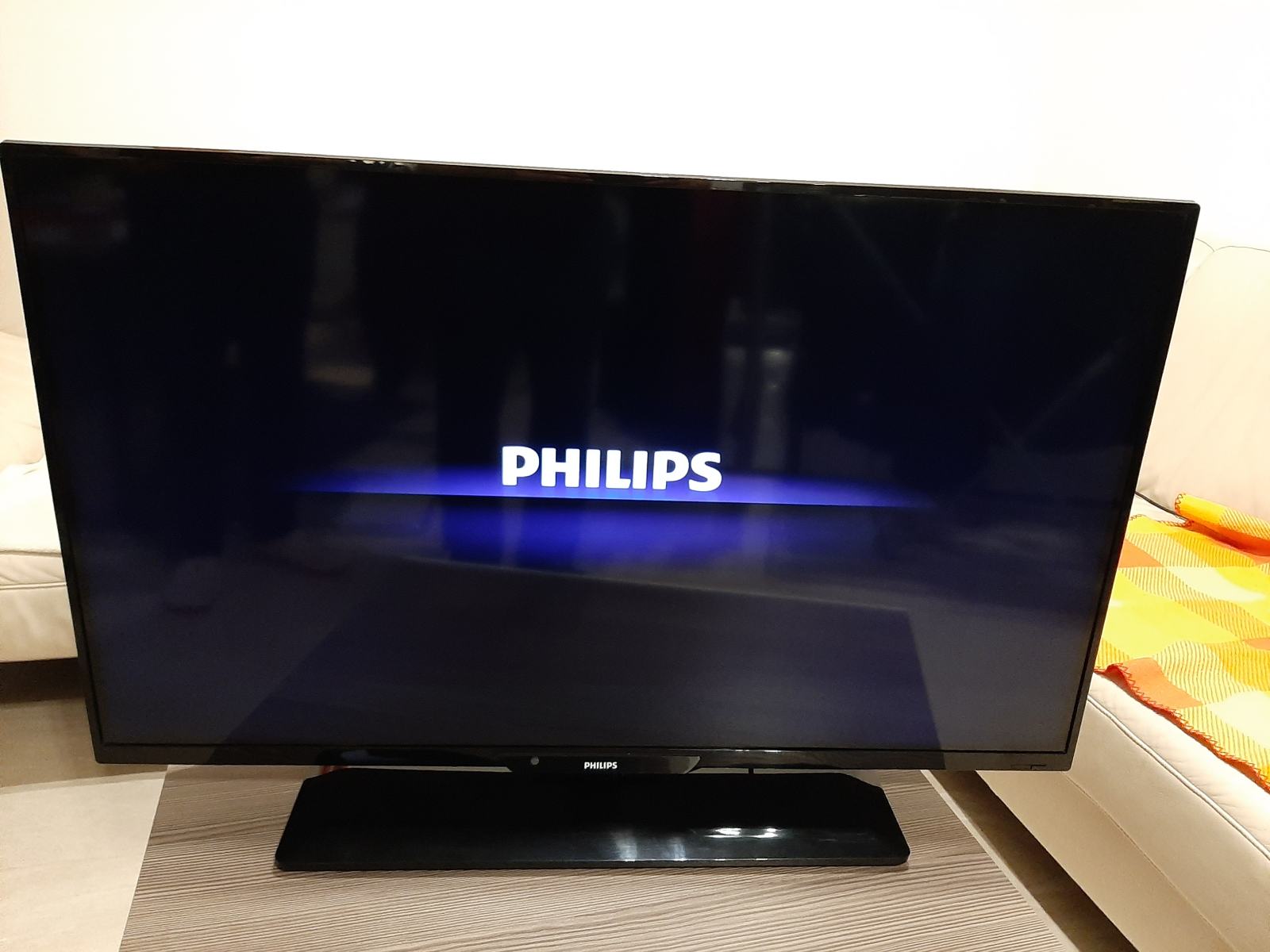 LED PHILIPS 40PFH4109,DIAGONALA 102 CM,FULL HD,100HZ